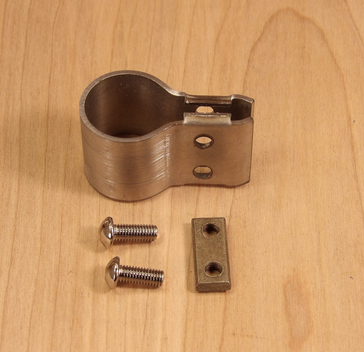Handlebar Control Casing Clip Complete